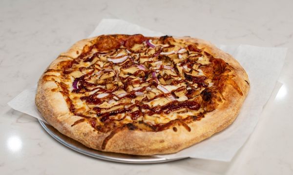 DIVERSION PIZZA - 11 Photos & 12 Reviews - 18773 Hwy 22, Maurepas ...