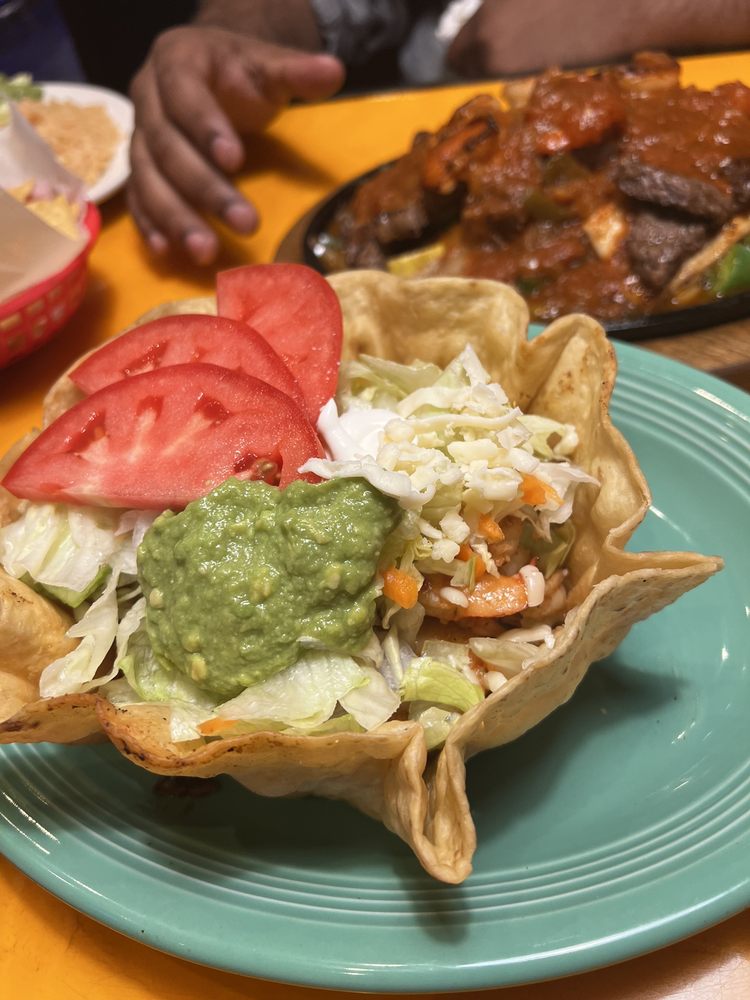 LOS TRES COMPADRES - 49 Photos - 3566 Richland Ave W, Aiken, SC - Yelp