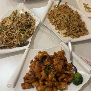 NOODLES AND DUMPLINGS - Updated May 2025 - 261 Photos & 89 Reviews ...