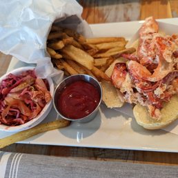 THE BETH KITCHEN & BAR - 57 Photos & 48 Reviews - 18 Shipyard Dr ...