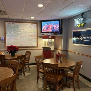 BRICK’S DOWNTOWN BAR & GRILL - Updated September 2025 - 55 Photos & 70 ...