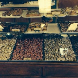 ROSCIGLIONE BAKERY - Updated December 2025 - 36 Photos & 56 Reviews ...