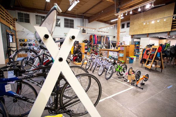 WONDERLAND GEAR EXCHANGE - Updated July 2024 - 15 Photos & 38 Reviews ...