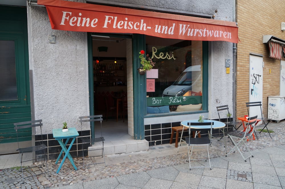 BAR RESI - Updated December 2025 - 10 Photos - Stendaler Str.2, Berlin ...