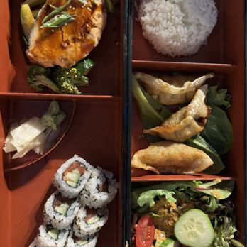SAKARI SUSHI - Updated July 2024 - 321 Photos & 201 Reviews - 510 N ...
