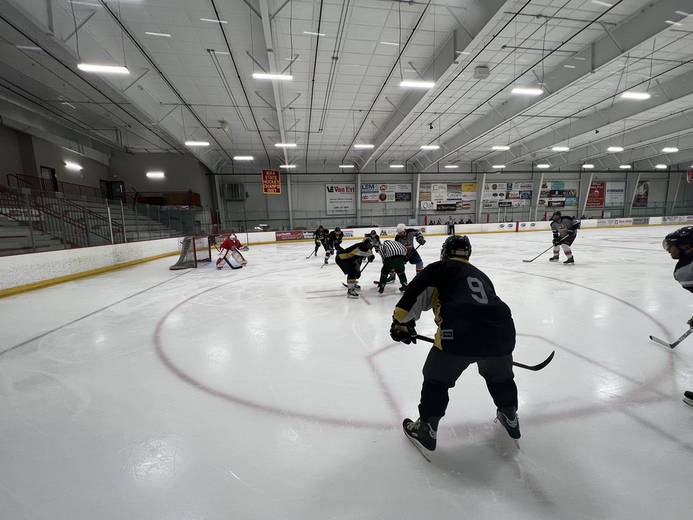 SUN PRAIRIE ICE ARENA - Updated December 2025 - 14 Photos - 838 Grove ...
