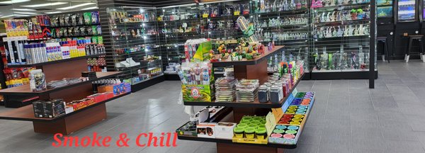 SMOKE AND CHILL - Updated January 2026 - 13 Photos - 876 Manor St ...