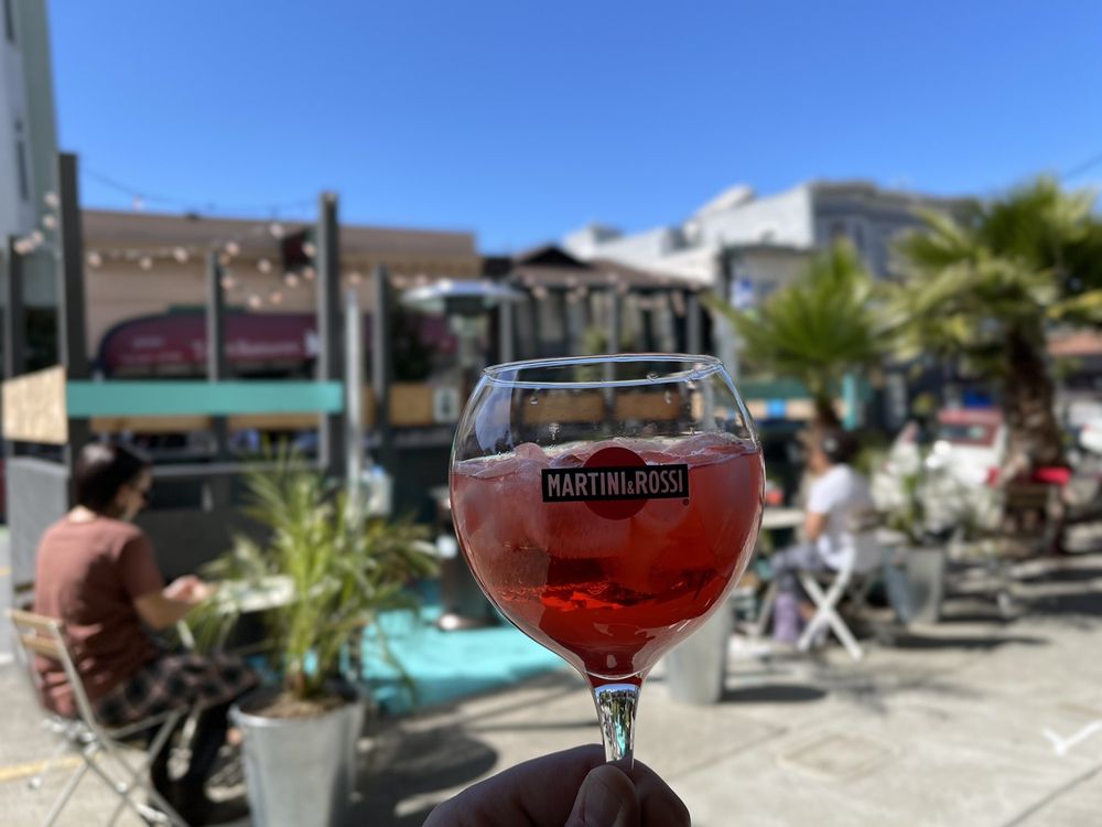 ROBBERBARON - Updated March 2025 - 118 Photos & 180 Reviews - 2032 Polk ...