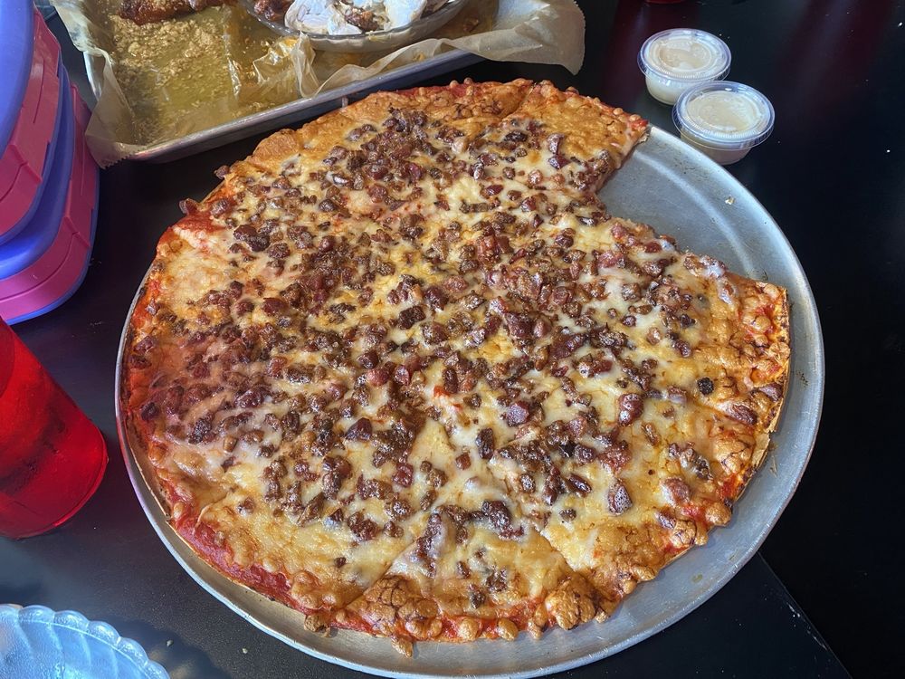 CASE AND BUCKS GRUB & PUB - Updated December 2025 - 59 Photos & 114 ...