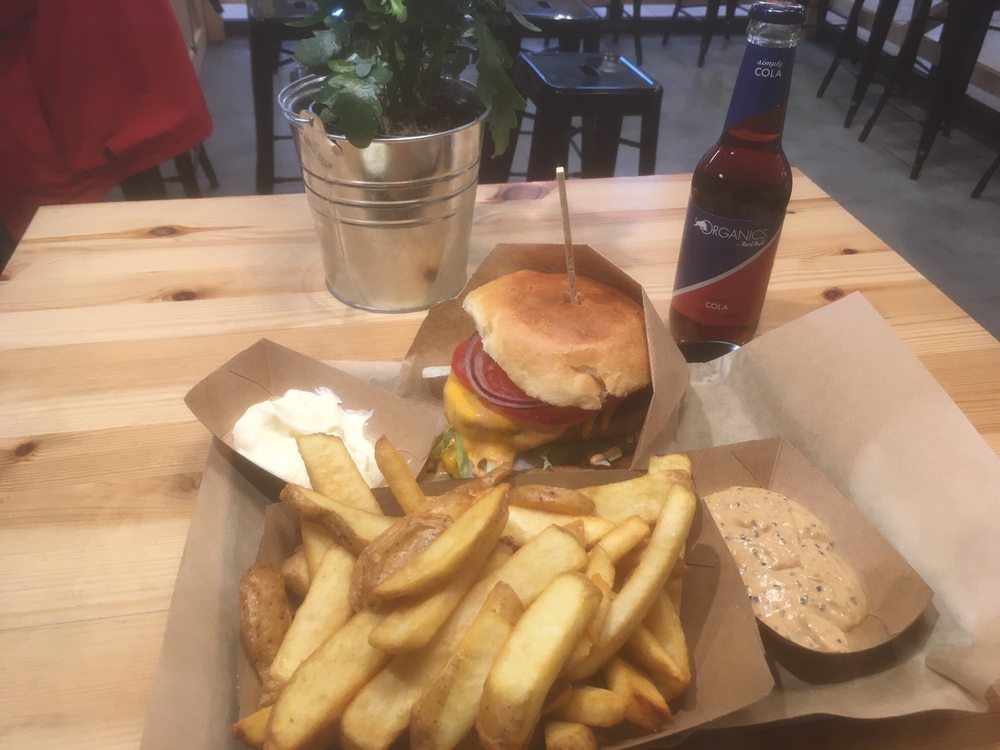 RUSTY’S BURGERS - Updated May 2024 - 10 Photos - Brühl 1, Leipzig ...