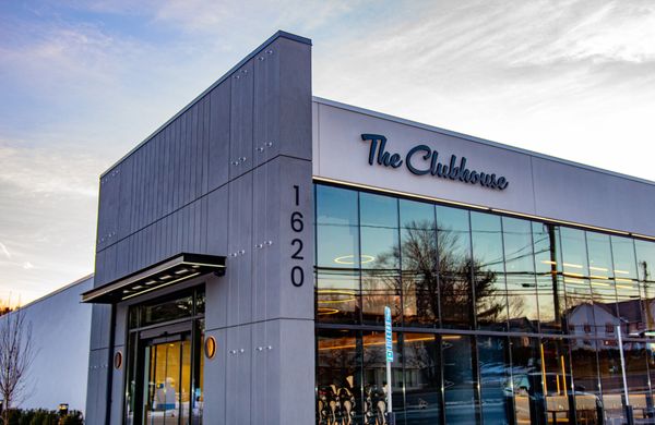 THE CLUBHOUSE - Updated January 2026 - 13 Photos & 15 Reviews - 1620 ...