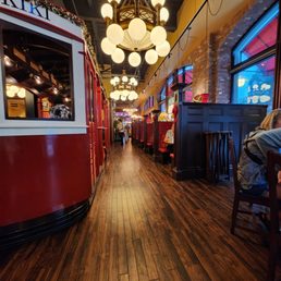 THE OLD SPAGHETTI FACTORY - Updated February 2025 - 2940 Photos & 795 ...