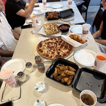 RASCAL HOUSE PIZZA - Updated December 2025 - 64 Photos & 86 Reviews ...