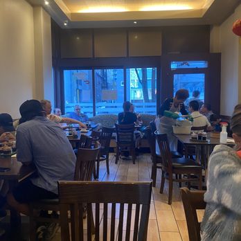 HAPPY NOODLE HOUSE - Updated August 2024 - 210 Photos & 146 Reviews ...