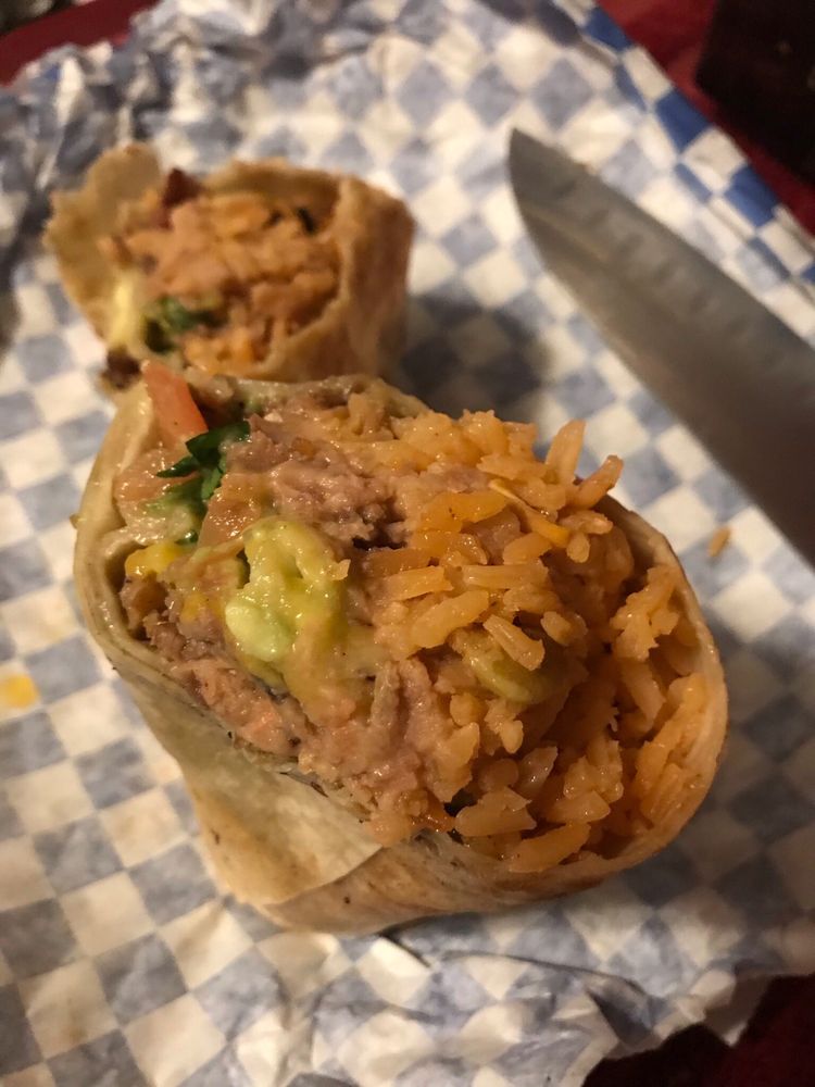 BARSTOW BURGER - Updated October 2025 - 99 Photos & 153 Reviews - 1507 ...