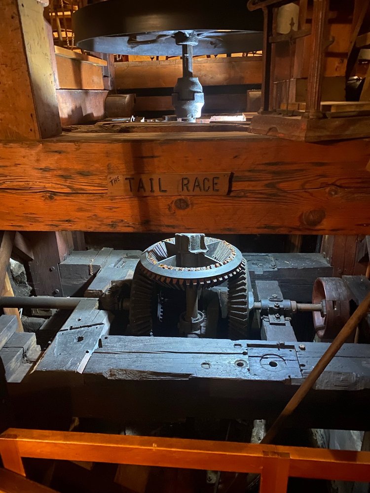 ABERFOYLE MILL RESTAURANT - 24 Photos & 24 Reviews - 80 Brock Road S ...