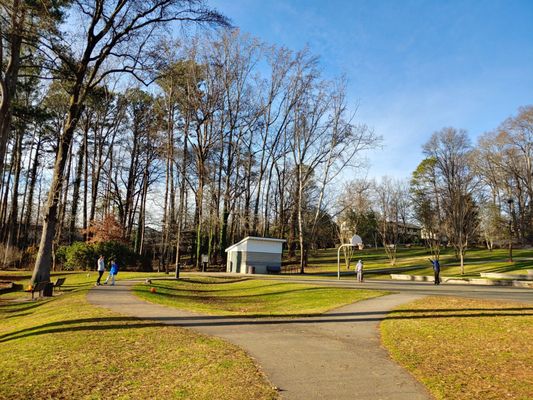 GLENLAKE PARK - Updated August 2025 - 41 Photos & 15 Reviews - 1121 ...