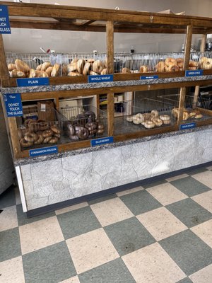 THE BAGEL DELI & BAKERY - Updated December 2025 - 37 Photos & 31 ...