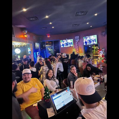 FLIP’S NEIGHBORHOOD BAR & KITCHEN - Updated July 2025 - 26 Photos & 10 ...