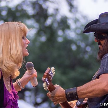 Kim Betts Singer Deals | emergencydentistry.com