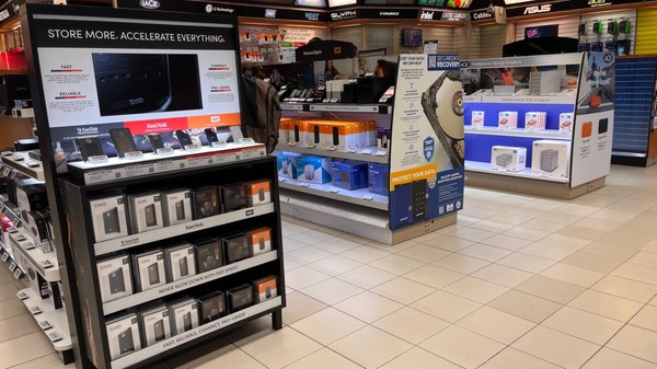 B&H PHOTO VIDEO - ELECTRONICS AND CAMERA STORE - Updated August 2025 ...