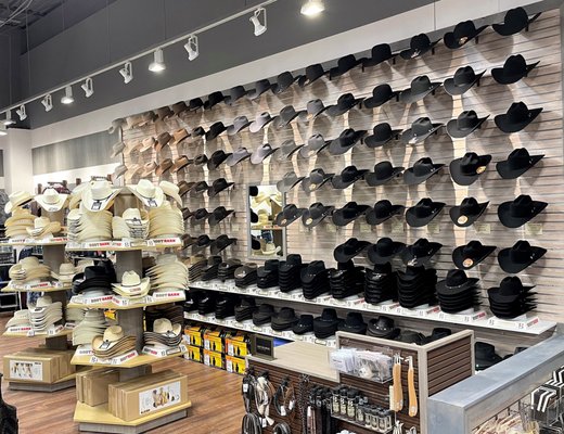 BOOT BARN - Updated March 2025 - 21 Photos - 2975 Concord Rd, York ...