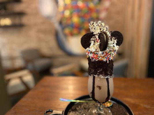 SHAKE NO EIGHT - Updated August 2024 - 183 Photos & 92 Reviews - 1537 N ...