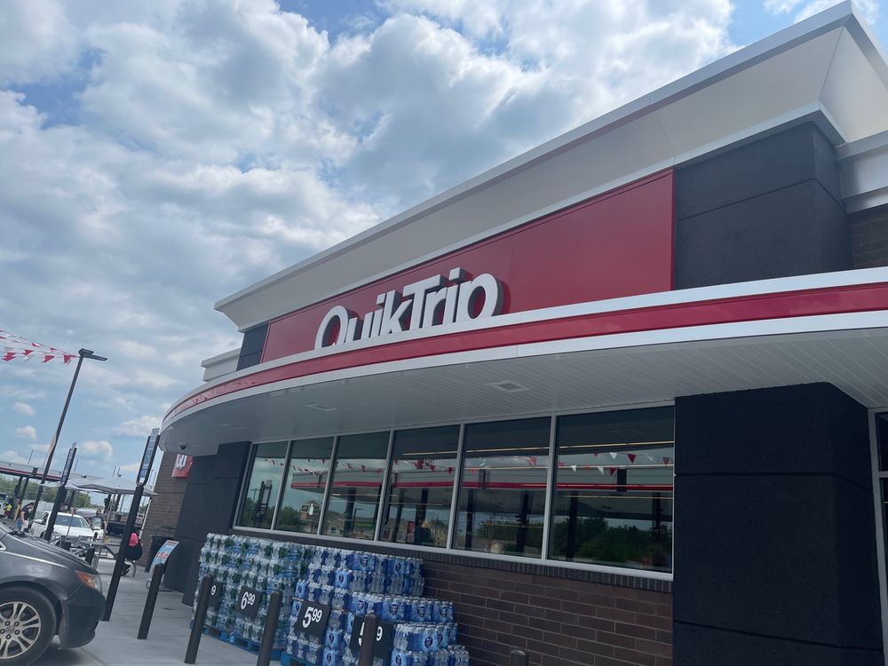 QUIKTRIP - Updated May 2024 - 17355 Torrence Ave, Lansing, Illinois ...