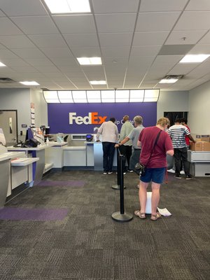 FEDEX SHIP CENTER - Updated January 2026 - 21 Reviews - 2275 Walnut St ...