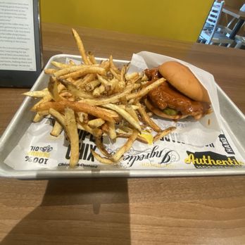 SUPER CHIX - Updated January 2026 - 138 Photos & 92 Reviews - 4712 ...