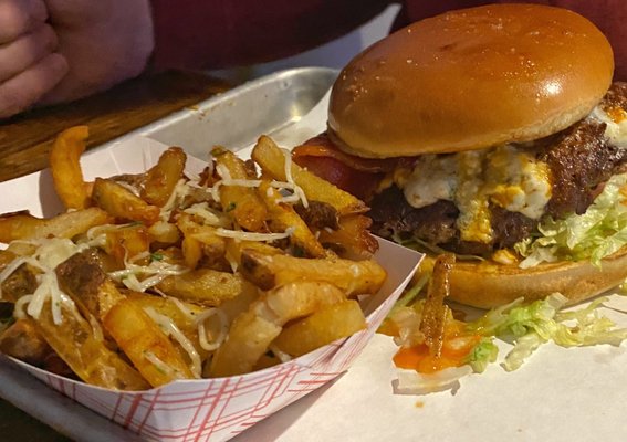 DUKES ON THE BLVD - Updated August 2025 - 51 Photos & 63 Reviews - 2125 ...