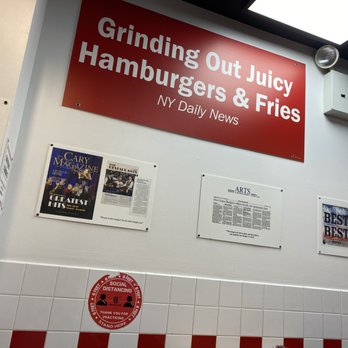 FIVE GUYS - Updated October 2025 - 69 Photos & 100 Reviews - 343 7th ...