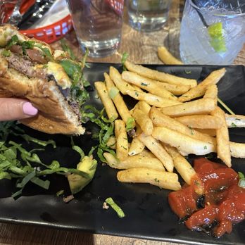 MAGNOLIA CORNER - Updated January 2026 - 132 Photos & 94 Reviews - 2623 ...