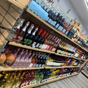 BEVERAGE CASTLE - Updated December 2025 - 605 Charlotte Rd, Auburndale ...