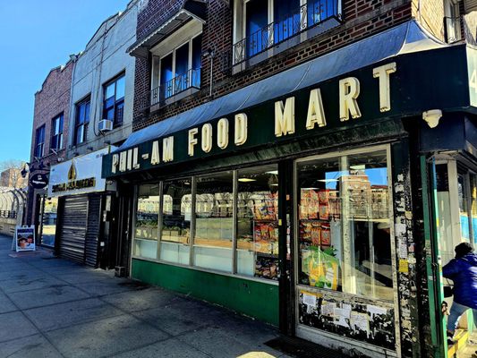PHIL-AM FOODS - Updated April 2026 - 127 Photos & 98 Reviews - 7002 ...