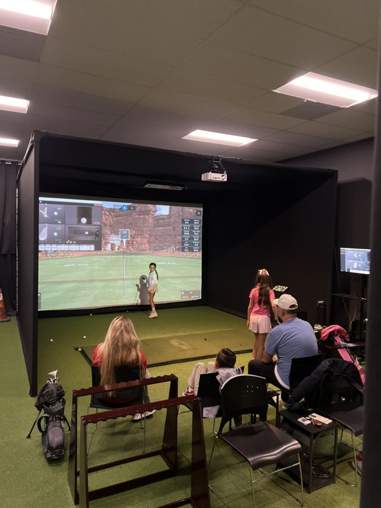 THE GOLF BOX - Updated August 2024 - 31 Photos & 14 Reviews - 1113 W ...