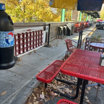 THE DOG DEN - Updated October 2025 - 269 Photos & 162 Reviews - 1 Main ...