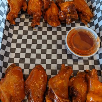 WING SNOB - Updated July 2024 - 91 Photos & 94 Reviews - 1654 Fm 423 ...