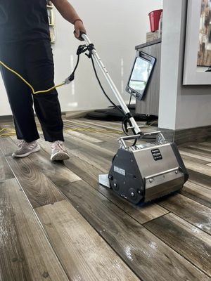 ADVANCE CLEANING SERVICES - Updated May 2026 - 78 Photos - 2-4620 ...