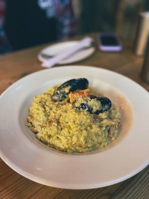 ANJU HOUSE - 183 Photos & 72 Reviews - 234 S Oxford Ave, Los Angeles ...