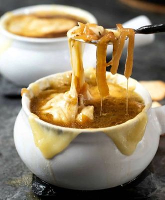 CAST IRON CHEF PIZZA & BAR - Updated December 2025 - 29 Photos & 33 ...