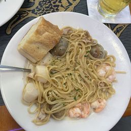 SHELLS SEAFOOD - TAMPA - Updated December 2025 - 723 Photos & 657 ...