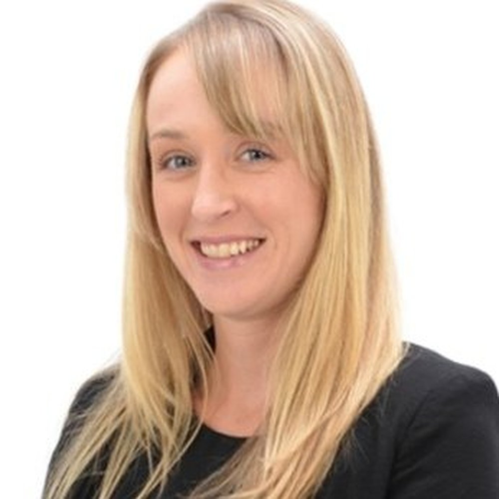 Karen Wallner's Instagram, Twitter & Facebook on IDCrawl