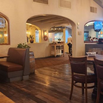 ACAPULCO - Updated March 2025 - 116 Photos & 141 Reviews - 1262 Bristol ...