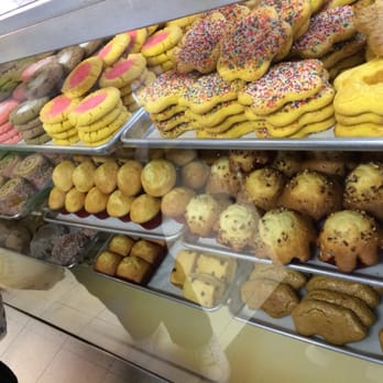 LA REYNERA BAKERY - Updated July 2025 - 59 Photos & 67 Reviews - 4120 ...