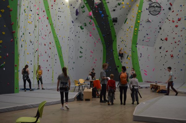 HIGH POINT CLIMBING AND FITNESS MEMPHIS - 37 Photos - 21 N Humphreys ...