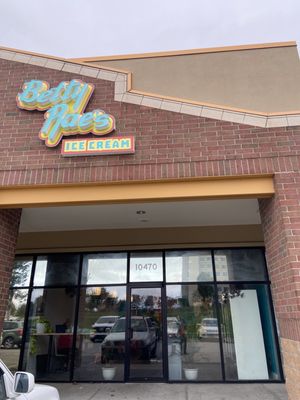 BETTY RAE’S ICE CREAM - Updated August 2024 - 40 Photos & 21 Reviews ...