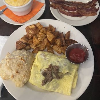 BITTERSWEET KITCHEN - 364 Photos & 497 Reviews - 18 S Orange St, Media ...