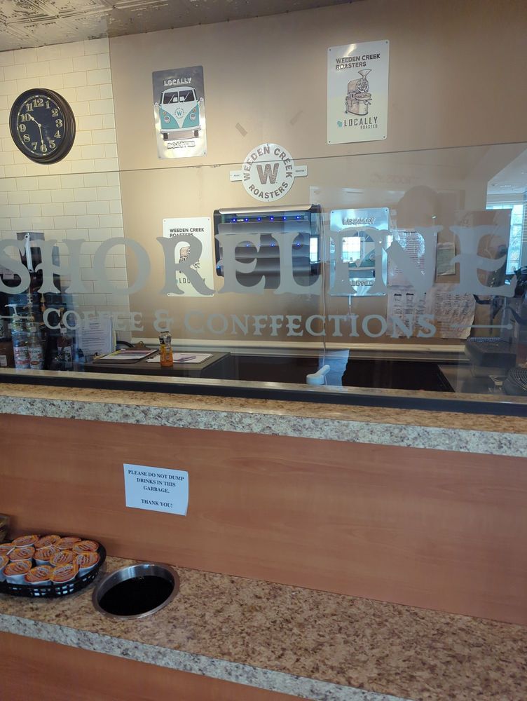 SHORELINE CAFE - Updated August 2025 - 725 Blue Harbor Dr, Sheboygan ...