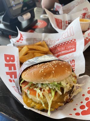 RED ROBIN GOURMET BURGERS AND BREWS - 381 Photos & 459 Reviews ...